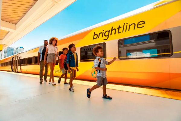 Brightline West anunció un tren bala que conectará Los Ángeles y Las Vegas - Living Trendy